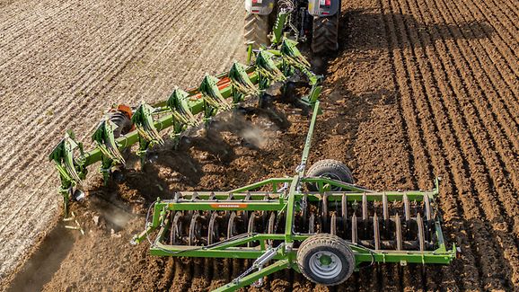 New ploughs - 100 % AMAZONE technology