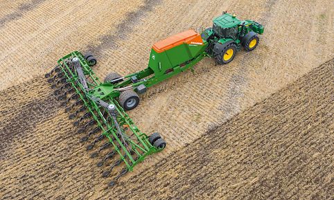 Condor trailed seed drill