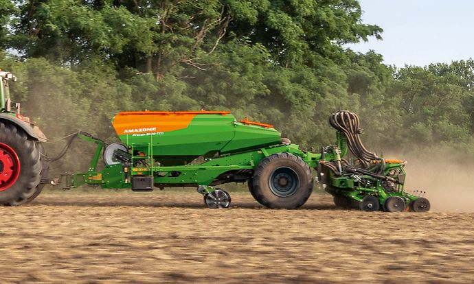 Precea-TCC trailed precision air seeder